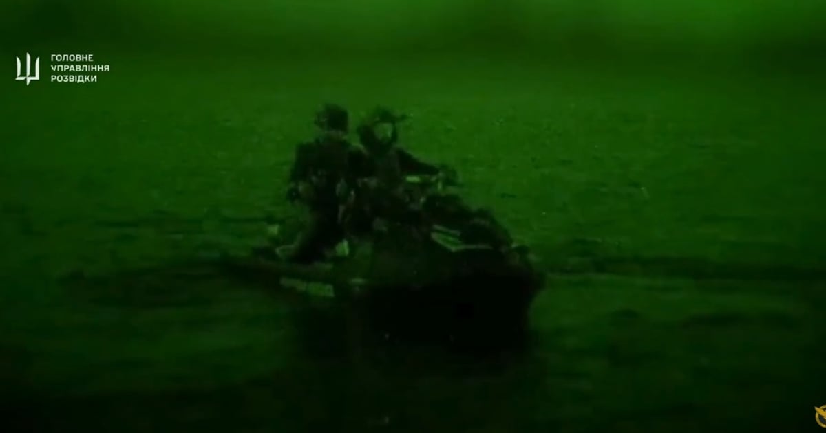 Intelligence officers land on Tendra Spit at night, attacking Russian ...