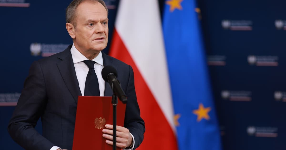 Poland may temporarily close border with Ukraine for trade in goods, PM Tusk says