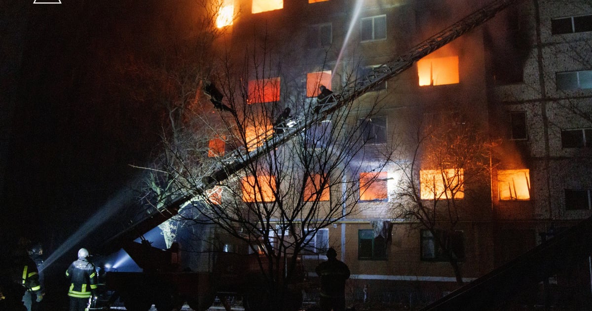 Russian troops hit residential high-rise in Kramatorsk: one killed ...
